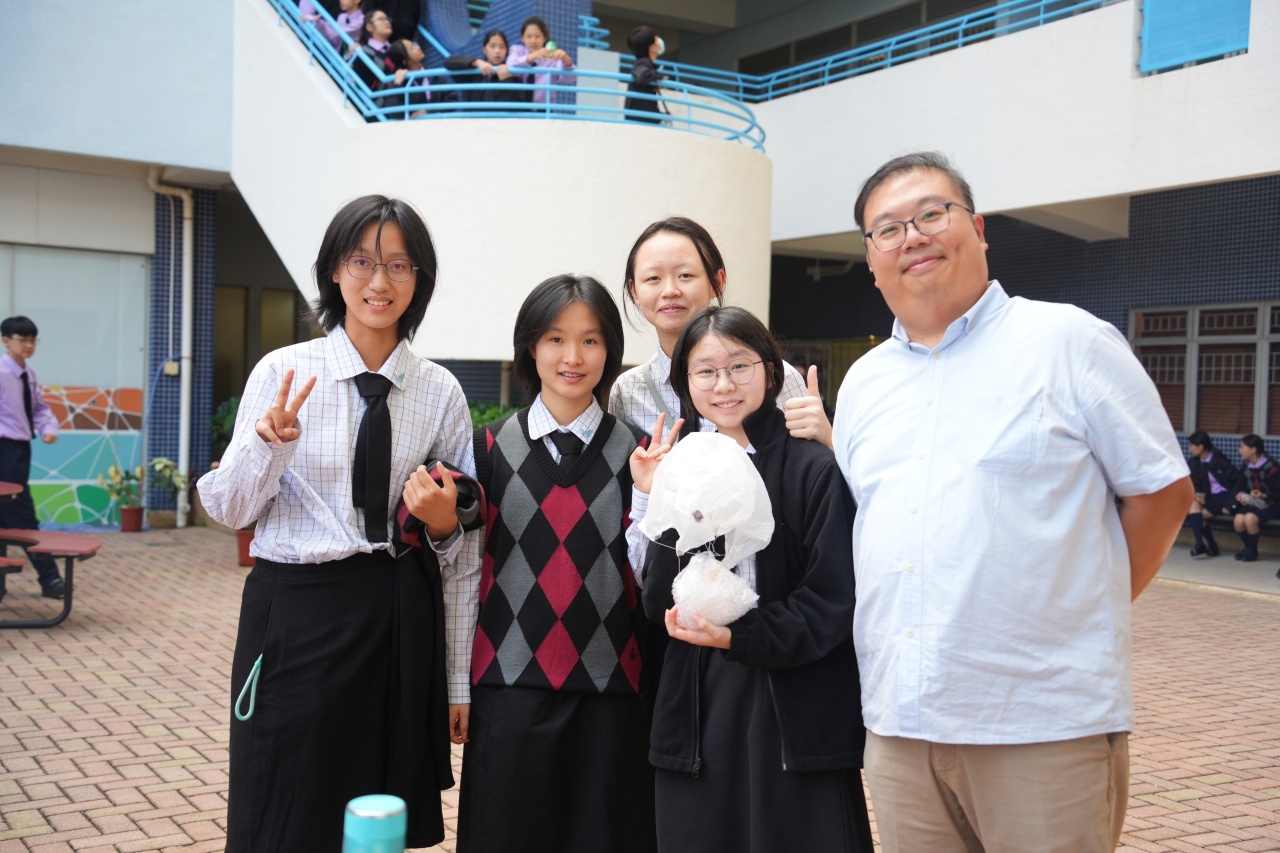 Po Leung Kuk Ngan Po Ling College - View PhotoAlbums